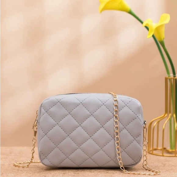 Bags | Nwt Gray Mini Minimalist Quilted Crossbody Purse | Poshmark